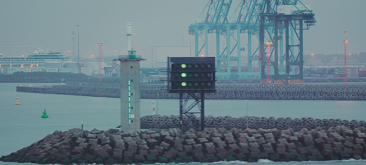 General Publications and Reference Guides | ADMIRALTY